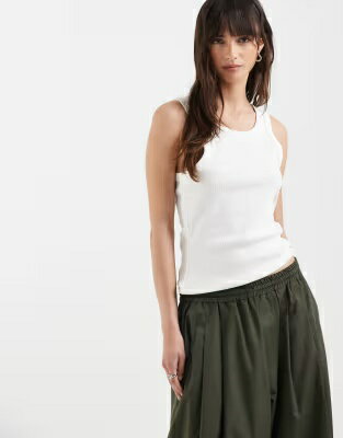 ブランド名ONLY性別Women(レディース)商品名Only tank top in whiteカラーCloud/Dancer