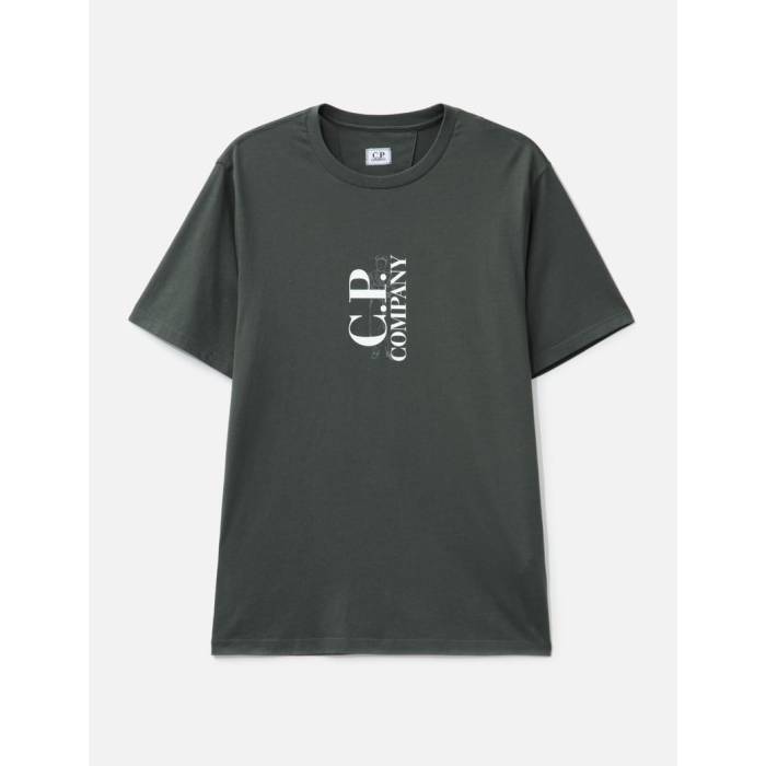 ブランド名C.p. Company性別Men(メンズ)商品名30/1 Jersey Short Sleeve Logo T-Shirtカラー・Dark Shadow