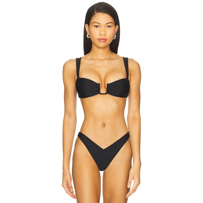 ブランド名Stone Cold Fox性別Women(レディース)商品名X Revolve Janette Topカラー・Black商品備考セットアップ商品ではございません。ご注意ください。