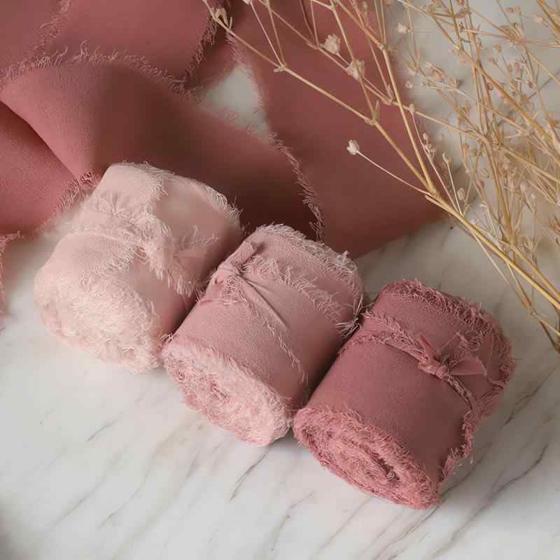 リボン リボン サテンリボン 飾り リボン 飾り🎁多目的：これらのリボンは、ギフト包装やバレンタインデーの装飾に適しているだけでなく、手作り、ホリデークラフト、パーティーの装飾にも使用できます。これらは楽しい、暖かいクリスマ...