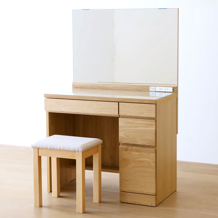 メイク時間が楽しくなる理想のドレッサー スツール付き オーク材を贅沢に使用したオシャレな一面鏡ドレッサーです。 使いやすく上質なドレッサーがあれば、メイクの時間がいつもより楽しみになると思います。機能性と美しさを兼ね備えた「ドレッサー」の存...