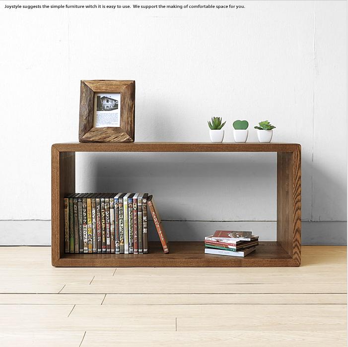 80ボックスシェルフ（大）、ダーク色 タモ無垢材を贅沢に使用した自然の風合いが魅力的なオープンシェルフ。ライフスタイルに合わせて飾り棚やオーディオラック、ブックシェルフ、テレビボードとしてだけなく、間仕切り家具やソファのサイドテーブル、ベッ...