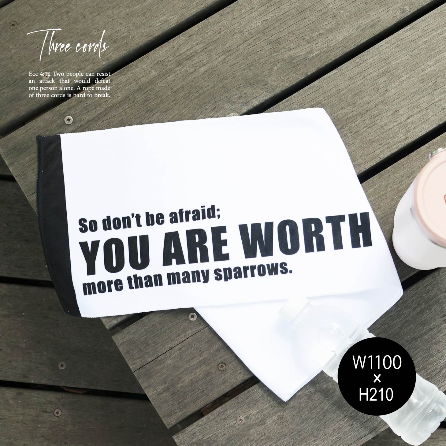 商品詳細 タイトル スポーツタオル カラー ホワイト×ブラック 商品説明 プチギフトや普段使いにピッタリのスポーツタオル。綿100%です。 Threecordsについて Threecordsは将来の為に中・高・大学生世代の子どもたちがデザイ...