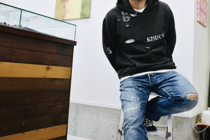 VINTAGE LIKE PUNKS DAMAGE SWEAT ヴィンテージライク パンクス ダメージスウェットパーカ 音楽好きなデザイナーがこんなのがあったら良いのに!! を実現した、一点一点ハンドメイドによって ヴィンテージダメージ加工...