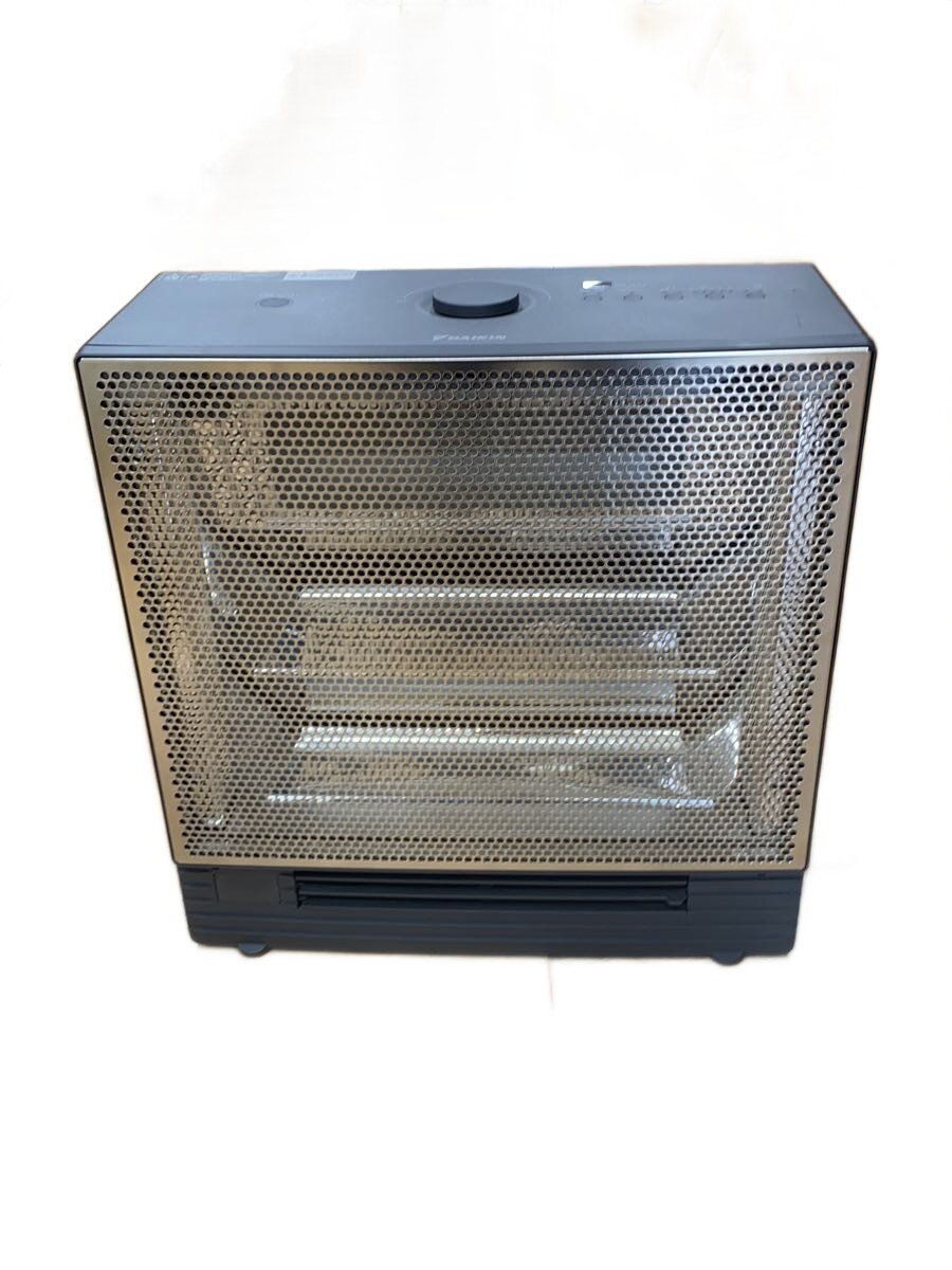 【ブランド】DAIKIN 【ブランドカナ】ダイキン 【型番】 【程度】B 【カラー】 【キーワード】　　 2026/03/31 セカンドストリート東久留米店 【4330】【中古】DAIKIN◆ヒーター・ストーブ WRH135AS【家電・ビジ...