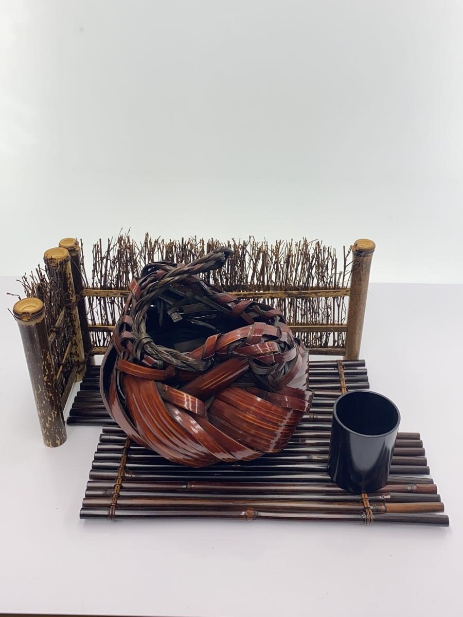 【ブランド】/ 【ブランドカナ】／ 【型番】 【程度】B 【サイズ】 【メインカラー】 【素材・生地】 【キーワード】　　 2026/04/19 セカンドストリート松山谷町店【2935】【中古】壷・花瓶【インテリア小物・日用雑貨】 ブランド...