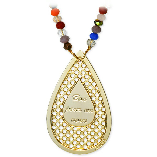 どこかオリエンタルな雰囲気のデザインが印象的。スタイリッシュなシルエットが素敵なアイテムです。程よいボリュームで着け心地のよさを約束。洗練されたカジュアルファッションを楽しめます。Nilena ニレーナ ブラスネックレスブランド名Nilen...