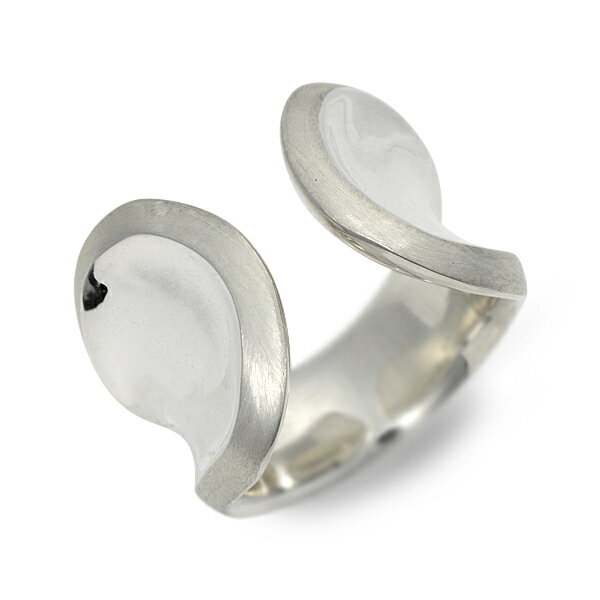 ラッキーモチーフの馬蹄をデフォルメした、スタイリッシュなアイテム。幸運のお守りとして身に着けるのもお勧めです。大人の余裕漂う、上質なカジュアルスタイルが完成します。KENBLOOD ケンブラッド シルバーリング 馬蹄 ホースシューブランドK...