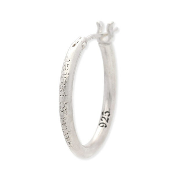 ブランドGODSIZE 品名 GS032ERRBW 素材 SV925 サイズ 本体:約 17.5×1.7mmポスト:約 9.5mmポスト軸径:約 0.6mm重量:約 1.3g 備考 ※ピアス商品は衛生上の理由から、お客様都合による返品交換は...