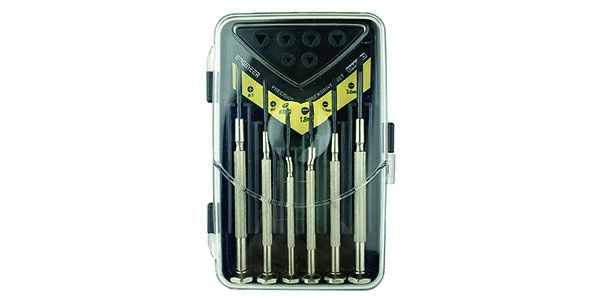 ●時計、カメラ、眼鏡などに使用される精密小ネジ用。 ●細軸・ローレット加工で奥まった所でも作業性抜群。 ●改正RoHS指令（10物質）適合 ●セット内容/6本組： DM-22、24、25、33、34、35 ●ケースサイズ（mm）： 90×1...