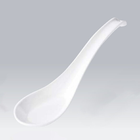●皿が浅い小振りタイプ ●チャーハンや麻婆豆腐も食べやすいサイズです。 ●カラー： 白 ●サイズ： 155×40mm ●材質： メラミン樹脂 ●耐熱温度： 120度 ●食器洗浄機： 使用可 ●電子レンジ： 使用不可 【メーカー名】（株）エン...