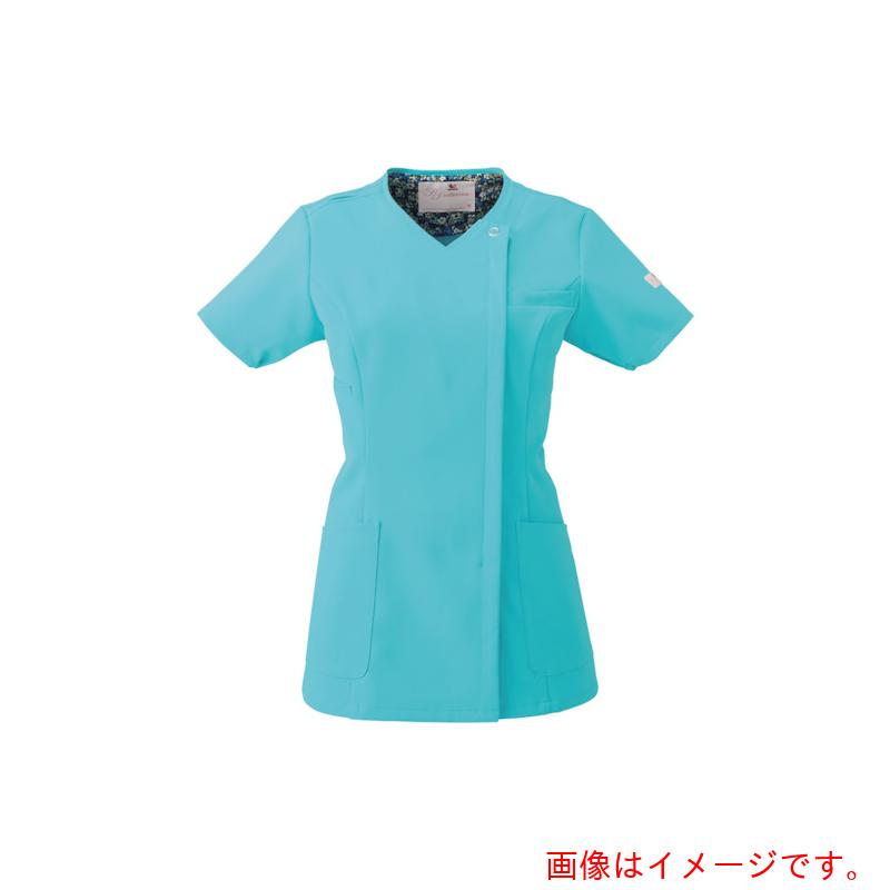 特長 ●シンプルなソリッドカラーで、前ジップだから脱着のしやすいスポーティーな印象のスクラブです。 ●女性の体を研究し続けるワコールを長い歳月をかけて作った働く女性を美しく魅せる人気のスクラブです。 ●ワコール社との共同開発、皮膚進展基準線...