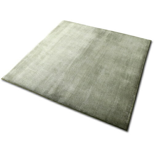 特長 ●厚さ30mmの極厚タイプで床つきを感じさせないボリュームのあるラグです。 ●抜染により、様々な色合いに見える味わいのあるラグです。 ●床の冷たさを軽減し冬は暖かく、また毛足が短くさらっとした触り心地で夏も気持ちよく、オールシーズン使...