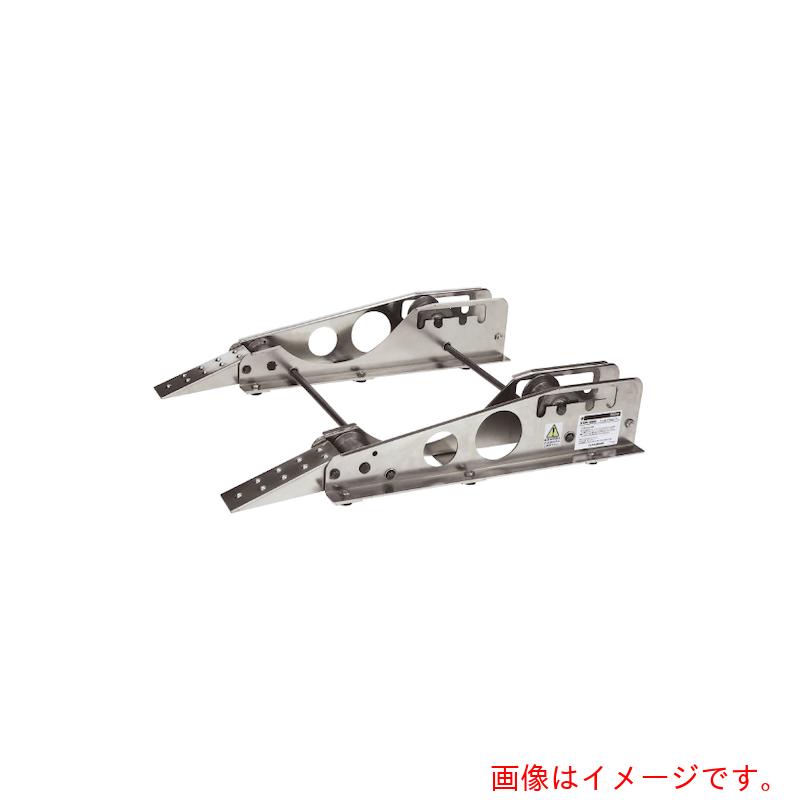特長 ●ドラムを転がすだけでジャッキ不要です。 ●ケーブルドラムを転がしてローラーに乗せ、ラクラク繰り出しできます。 仕様 ●幅(mm)：150 ●高さ(mm)：177 ●最大能力_木製(kg)：500 ●最大能力_鉄製(kg)：500 ●...