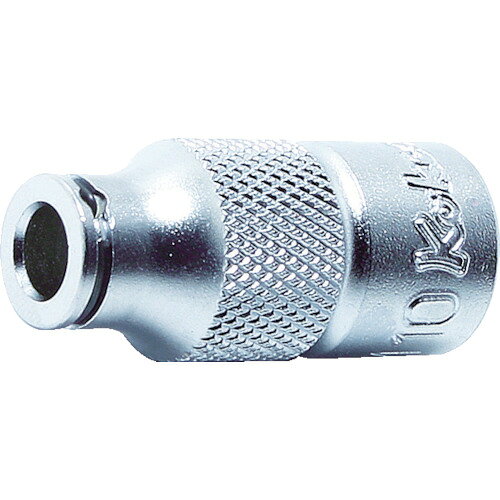 特長 ●差込角3/8インチ(9.5mm)のタップホルダーです。 ●タップをワンタッチで装着でき、汎用のソケットレンチのハンドルでも駆動可能です。 ●JIS B4430メートルネジ用ハンドタップ対応 用途 ●タップ立て用。 仕様 ●適合タップ...