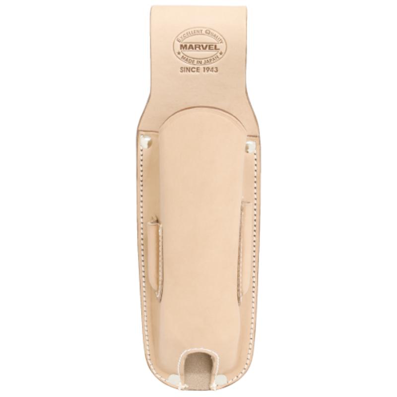●WAIST GEAR LEATHER シリーズ ●牛ヌメ革硬質革使用。使い込むほどに馴染み、独特の風合いに変わります。 ●17mmまでのソケットを装着したままホルダーに差すことができます。 ●従来の製品より太いものが入るように改良。 ●収...