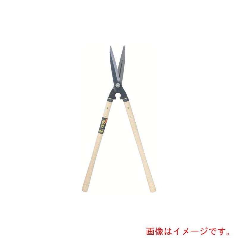 特長 ●安来鋼を接合した材料を、火造り、焼入、焼き戻し、歪取りと、熟練職人により造られており、プロユーザーに受け入れられる最高級品です。 用途 ●生垣等の刈込作業 ●刃渡り：180mm 材質 ●刃：安来鋼付合せ鋼　ハンドル：樫柄 質量・質量...