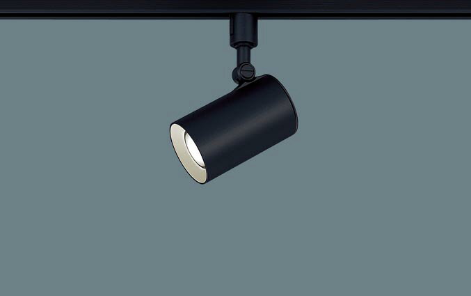 ●器具光束： 565 lm ●電圧： 100 V ●消費電力： 7.4 W ●消費効率： 76.3 lm/W ●アルミダイカストセード： ブラック ●配線ダクト取付型、アルミダイカストセードタイプ・拡散タイプ ●Ra83 ●100V配線ダク...