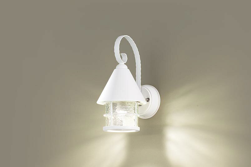 ●器具光束： 340 lm ●電圧： 100 V ●消費電力： 4.3 W ●消費効率： 79 lm/W ●デザイン分類： French Chic ●ガラスカバー： 透明石目模様入り ●アルミダイカスト： ホワイト ●壁直付型、密閉型 ●R...