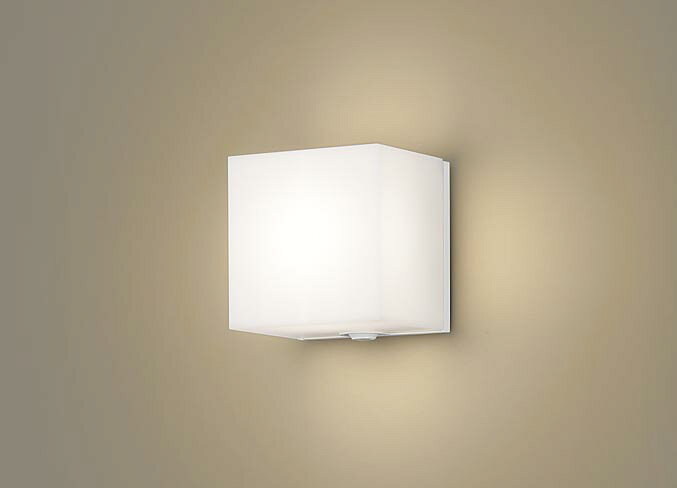 ●器具光束： 515 lm ●電圧： 100 V ●消費電力： 7.1 W ●消費効率： 72.5 lm/W ●デザイン分類： Casual ●アクリルカバー： 乳白 ●プラスチック本体： ホワイト ●壁直付型、拡散タイプ ●Ra83 ●P...
