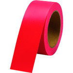 特長 ●識別やイメージ重視の梱包に使えるテープです。 用途 ●重梱包用。 仕様 ●色：赤 ●無溶剤：○ ●粘着剤種類：ゴム系粘着剤 ●重ね貼り：○ ●のり色：白のり ●個包装形態：1巻ピロー包装 ●手で切れる：可 ●油性ペンでの書き込み：可...