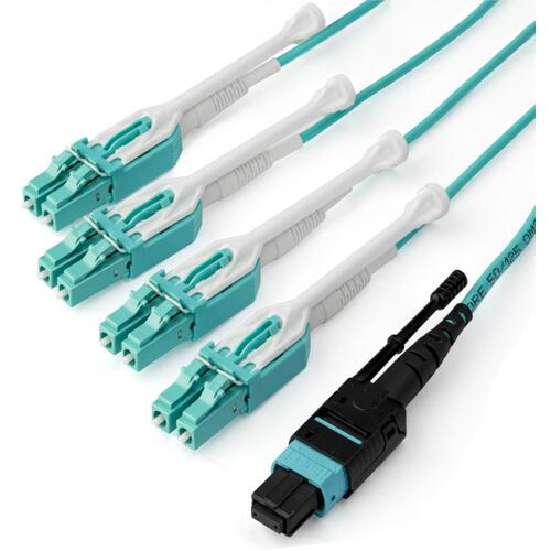 特長 ●OM3 MTP8（メス）- 4ポートLC光ファイバーケーブルです。 ●4つのLCデュプレックスコネクターで、40Gbpsの高密度接続が可能です。 ●サーバー、スイッチ、QSFP+やSFP+トランシーバー間の接続に最適です。 ●電磁干...