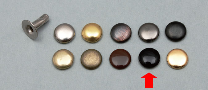 クラフト社 片面カシメ　小 カラー：黒 サイズ：6mm×7mm(外径×足) 内容量：10コ クリックポスト(メール便)選択可。 クリックポスト(メール便)は、代金引換不可です。 また、不達・紛失等、郵便事故の際の内容品補償はございませんので...