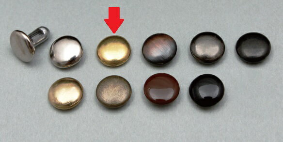 クラフト社 両面カシメ　小（並足） カラー：ゴールド サイズ：6mm×6mm(外径×足) 内容量：10コ クリックポスト(メール便)選択可。 クリックポスト(メール便)は、代金引換不可です。 また、不達・紛失等、郵便事故の際の内容品補償はご...
