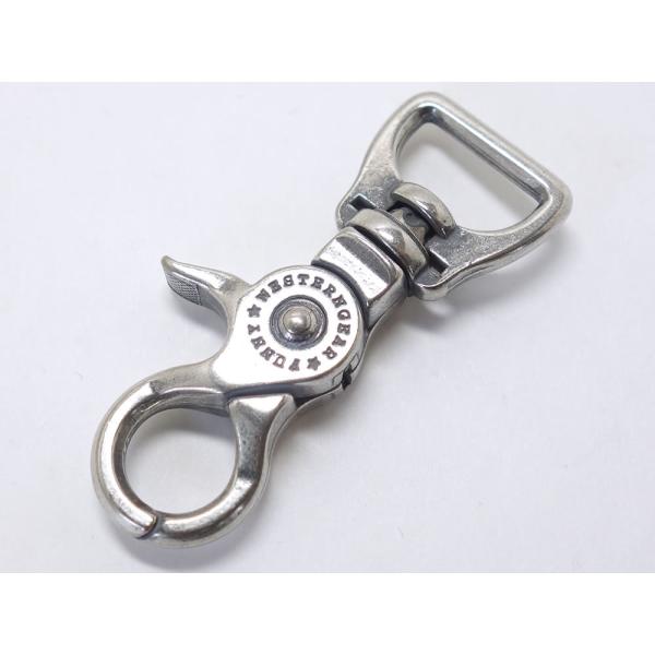 クラフト社 ナスカン バレルスナップM 1コ入り サイズ：15×47mm(内巾×全長) クリックポスト(メール便)選択可。 クリックポスト(メール便)は、代金引換不可です。 また、不達・紛失等、郵便事故の際の内容品補償はございませんので、ご...