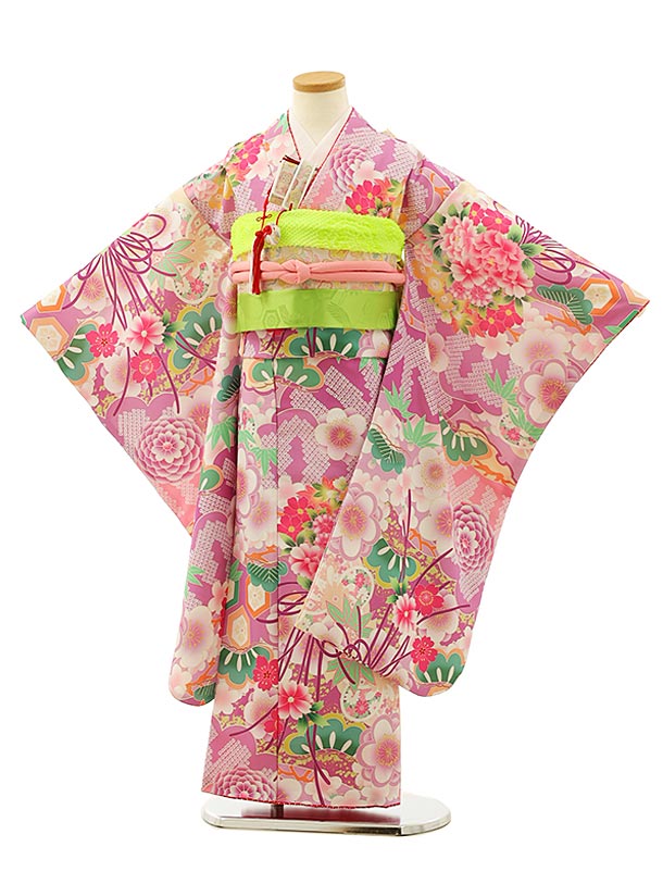 ■七五三レンタル一覧はこちらからどうぞ※商品の色については画面を表示するモニターによって実際と多少異なる場合がございます。ご了承下さいませ。 商品詳細 ［七五三レンタル］ ■素材：ポリエステル100％ ■身丈：133cm　肩裄：54cm　袖...
