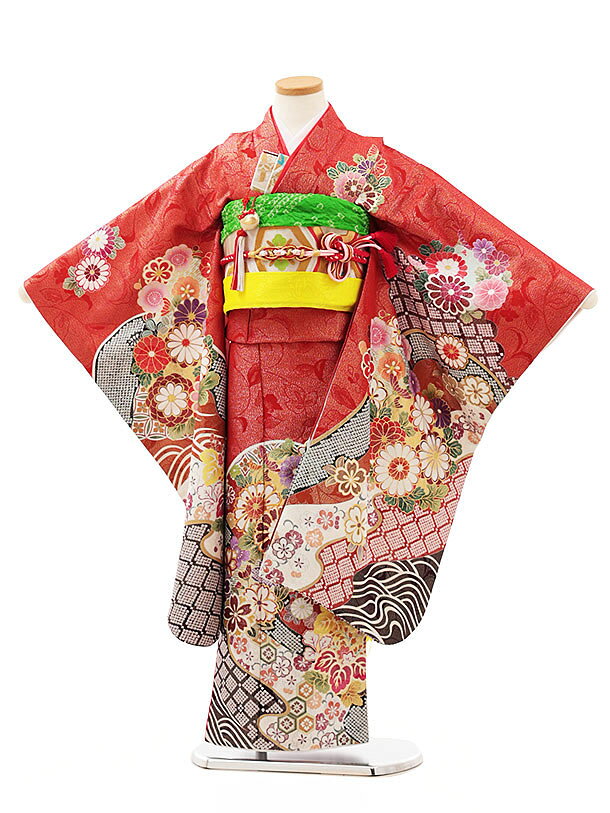 ■七五三レンタル一覧はこちらからどうぞ※商品の色については画面を表示するモニターによって実際と多少異なる場合がございます。ご了承下さいませ。 商品詳細 ［七五三レンタル］ ■素材：正絹 ■身丈：133cm　肩裄：54cm　袖丈：76cm 7...