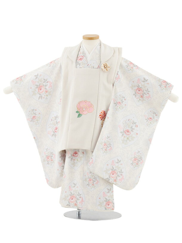 ■七五三レンタル一覧はこちらからどうぞ※商品の色については画面を表示するモニターによって実際と多少異なる場合がございます。ご了承下さいませ。 商品詳細 ［七五三レンタル］ ■素材:化繊 ■身丈:76cm 肩裄:42cm 袖丈:57cm※標準...