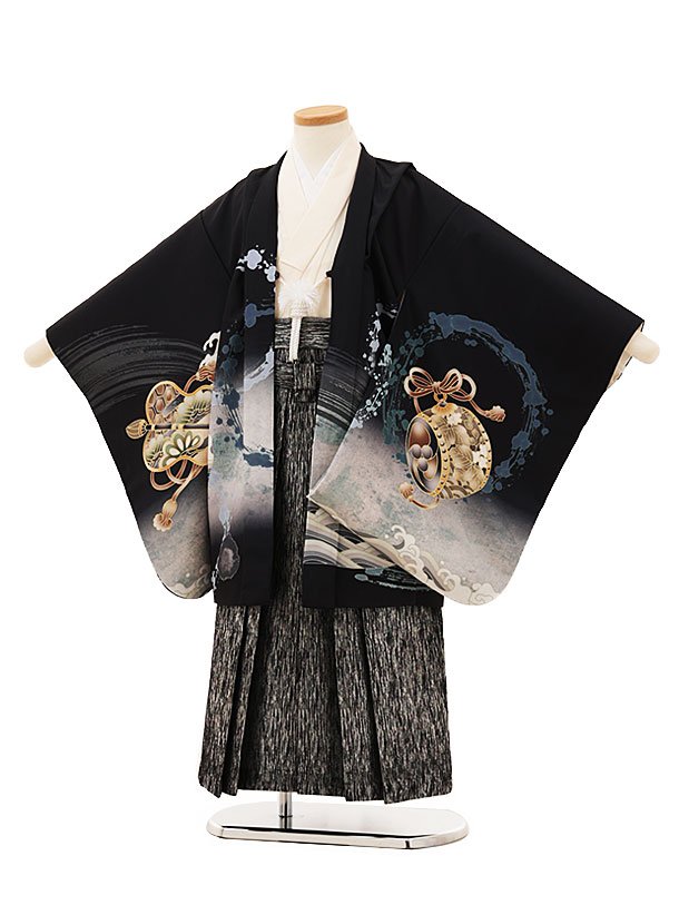 ■七五三レンタル一覧はこちらからどうぞ※商品の色については画面を表示するモニターによって実際と多少異なる場合がございます。ご了承下さいませ。 商品詳細 ［七五三レンタル］ ■素材:化繊 ■身丈:63cm 肩裄:51cm 袖丈:49cm(羽織...