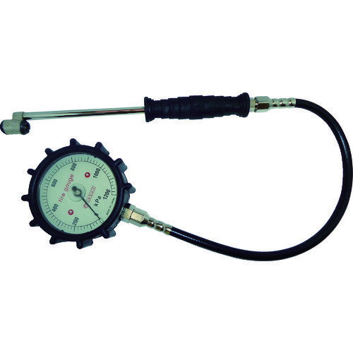 タイヤの空気圧測定に適しています。光る蓄光目盛(PAT)を採用しています。測定型の普及版です。タイヤの空気圧の測定に。測定範囲(kPa)：60〜1200摘要：大型バス・トラック用最小目盛(kPa)：20幅(mm)：110高さ(mm)：42全...