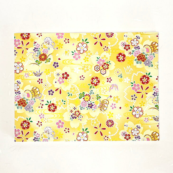 商品情報商品名見開き御朱印帳　花鼓　黄商品番号SA-001-007-07商品説明友禅紙は多彩な色彩で模様を彩った和紙です。鼓や鶴など縁起の良い柄が入った華やかな和紙を使用し、見開きサイズの御朱印帳を製作しました。サイズ縦182mm　横244...