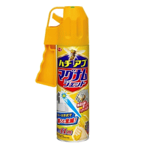 速効性、致死効果に優れた有効成分を配合し、飛び回るハチ・アブを速効駆除。バズーカ方式で大量に遠くまで（無風状態で約11m）噴射できるので、遠くのハチの巣、手の届かないところにいる害虫、近づくのが怖い害虫などの退治に最適。　