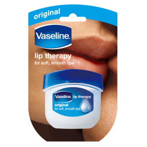 唇の表面をコーティングし、肌の内側の水分を逃さない。やわらかくなめらかで健やかな唇に。　