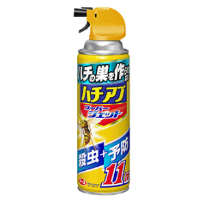 ハチが巣を作りそうな場所にあらかじめスプレーするだけでハチをよせつけず、巣を作らせない。大量に遠くまで(無風状態で約11m)噴射できる強力ジェットタイプで、飛び回っている害虫、手の届かないところにいる害虫、近づくのが怖い害虫の退治に最適。　