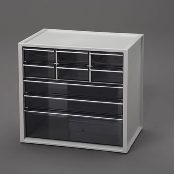 B5版が入る大型引き出しが3個（深型1個、浅型2個）がついた、 環境に配慮した再生原料を使用したキャビネットです。 引き出しが飛び出しにくい、簡易ロック構造です。 グリーン購入法適応商品です。 【仕様】 ・商品サイズ(cm)： 幅30.8×...