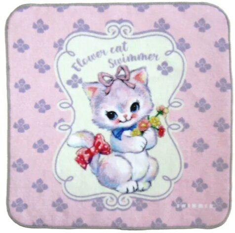 ■本体素材・成分：綿◆生産：日本 ◆サイズ(約)：約22×22cm 「Kawaiiをぎゅっ！」の雑貨ブランド『SWIMMER』のキャラクターたちが可愛いミニタオルになりました。 かさばらないミニサイズなのでポケットや小さいバッグにもぴったり...