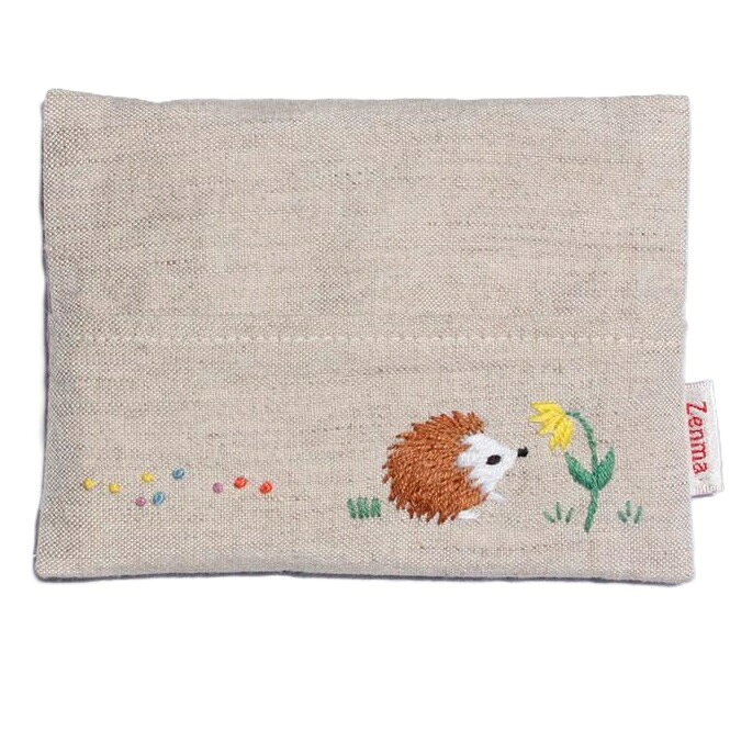 ■原産国：ベトナム ■素材：外側麻、内側ポリエステル■サイズ約：8.5cm×11.5cm※刺繍糸の色が画像と異なる場合があります。また、手刺繍のため配置や仕上が1点1点異なります。予めご了承ください。優しい気持ちにさせてくれる手刺繍のティッ...