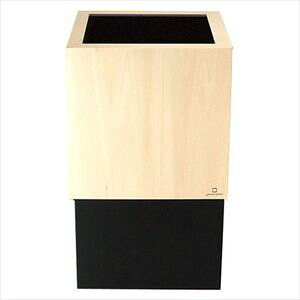 サイズ約 幅20.0×奥行20.0×高さ33.0（cm）材質シナ合板、MDF容量10L備考【重量】1300g　【カラー】ブラックゴミ箱10LWCUBEレッド10LWCUBEダークブルー10LWCUBEブラウン10LWCUBEオレンジ10LW...