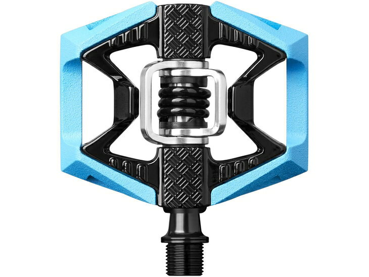 片面フラット、片面クリップインのハイブリッドペダル。8つの調整可能なトラクションピンとグリップのためのテクスチャ仕上げ。高速走行時の安定性を確保する広い57mmのQファクター。トラクションを向上させるダイヤモンドプレートパッド。プレミアムベ...