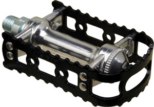 復刻版、BM-7。 3PC用（ペダル軸9/16）です。こちらの商品は、通常在庫が少数になっております。ご注文のタイミングによっては、メーカーお取り寄せの場合もございます。その際は、メーカーからの入荷後の商品発送となります。メーカー欠品・完売...