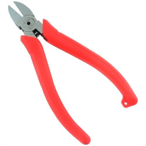 商品名：SK11 FGプラスチックニッパ N-150PF バネツキ(1コ入)JANコード：4977292235815発売元、製造元、輸入元又は販売元：藤原産業商品番号：101-4977292235815商品説明：軟質樹脂(プラスチック)の切...