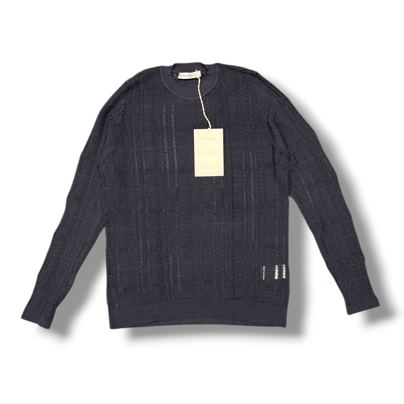 ブランド Our Legacy・アワーレガシー 商品名 2025SS FORMAL ROUNDNECK 型番 M2253FW 特徴 漁網は、洗練されたニットウェアやクロシェに。ボトルキャップや貝殻、釣り竿など浜辺で拾った小物から作られたジュ...