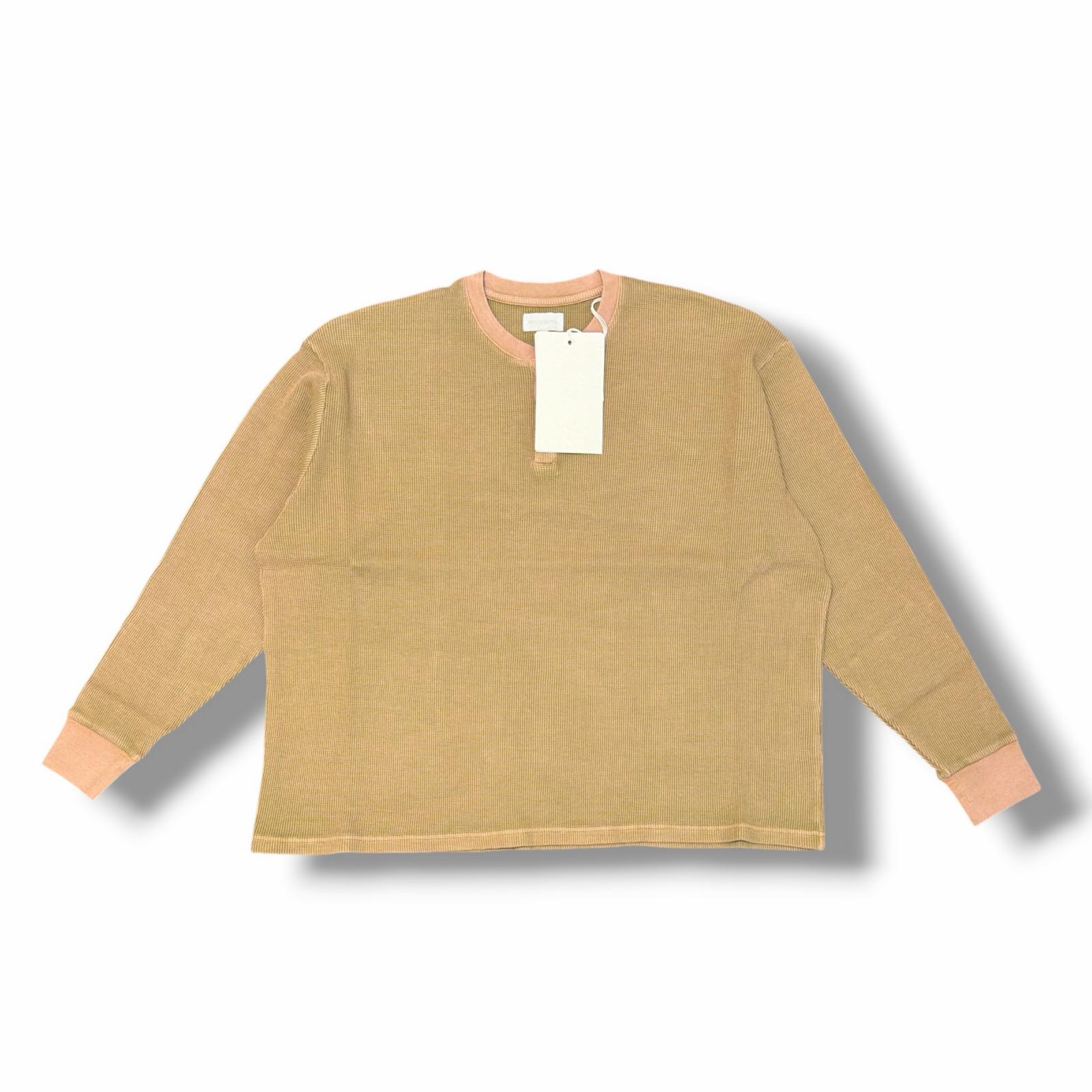 ブランド KANEMASA PHIL.・カネマサフィル 商品名 18G Garment Dye Waffle 型番 KM25A-012 特徴 リサイクルスビンを100%使用した限界まで詰めた度詰めワッフル組織。度詰め、バイオ加工、ハイスペッ...