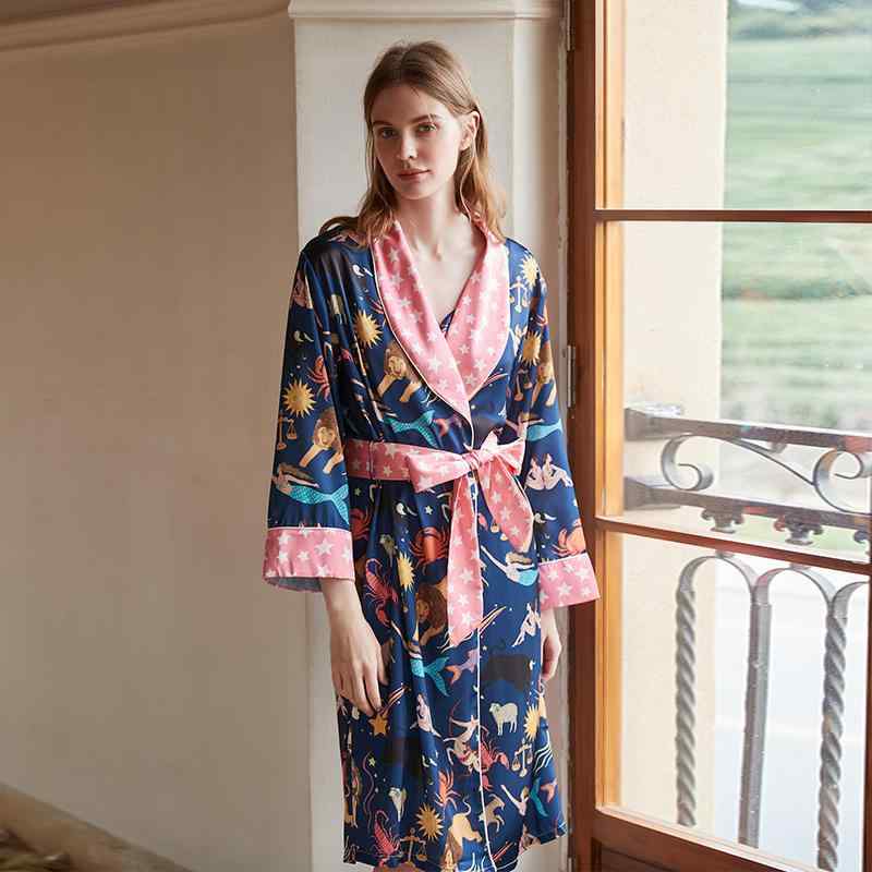 ・主な素材: ポリエステル90-95%・素材: アイスシルク・厚み: 超薄(81-100g/平方メートル)・機能: 通気、涼爽、快適・スタイル: レジャー、インスタ風・対象: 青年女性・カラー展開: ブルー・サイズ展開: フリーサイズ、S、...