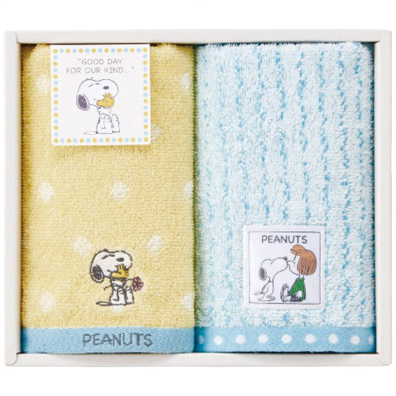 ■商品説明 PEANUTSからハグをテーマに、スヌーピーが仲間に寄り添うシーンをモチーフにしました。 ハグするスヌーピーから優しさや思いやりが伝わるデザインです。 ドットとストライプのシンプルなパターンは子どもから大人まで使いやすく、内祝い...