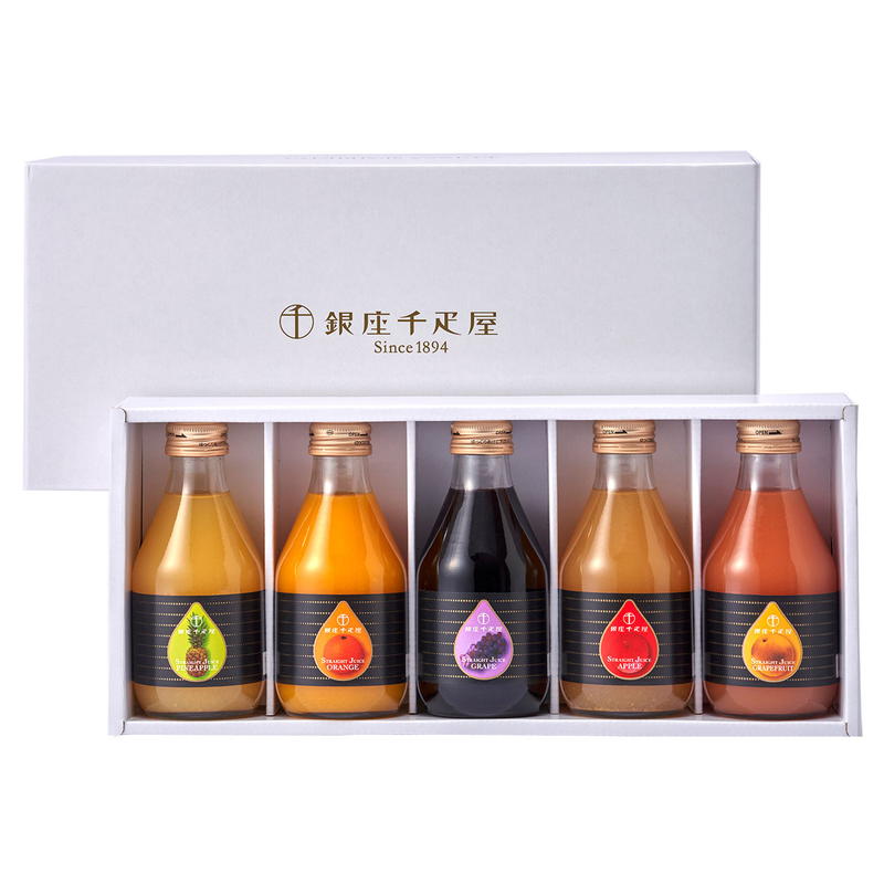 ■商品説明 旬の時期に収穫した、美味しい果物をそのままぎゅっと美味しいジュースにしました。 濃縮還元せず、砂糖を使用しないで仕上げたストレートジュースです。 ■商品詳細 内容：みかん・ぶどう・りんご・グレープフルーツ・パイナップル各180m...
